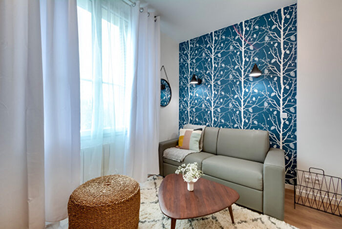 Paris 18ème, Porte de la Chapelle, Charles Hermite, Evangile : Appartement 1 pièce à louer