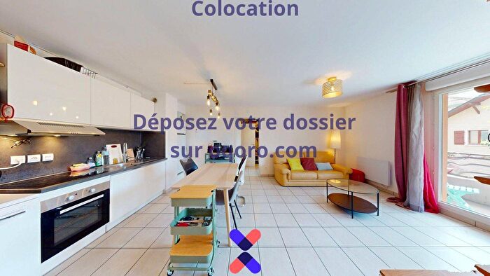 Appartement 4 pièces à Ouest, Ville-la-Grand, à louer