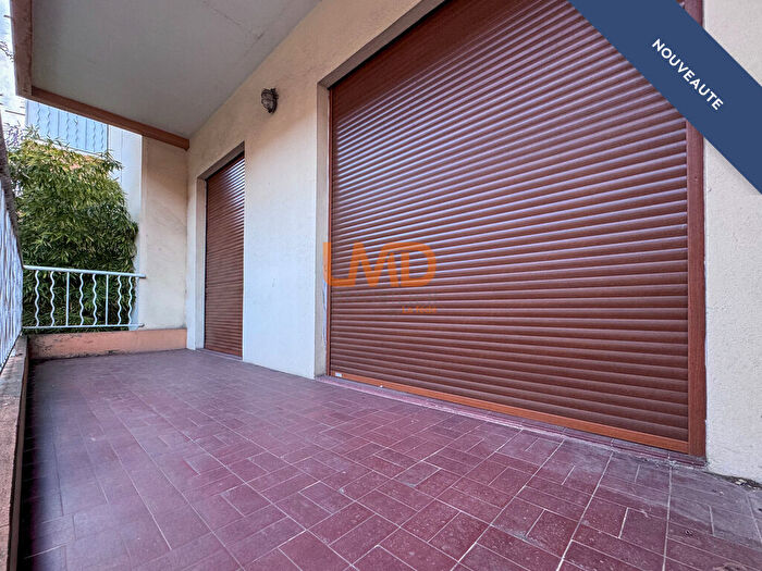 Appartement à vendre - Nîmes, Gare - 2 pièces - 1 chambre