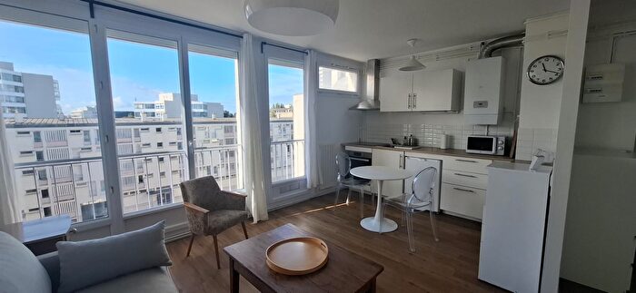 Appartement 2 pièces à Quartiers Ouest, Bourg l'Evesque, à louer