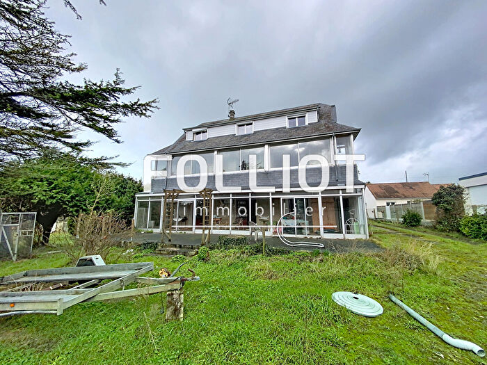 Maison à vendre - Agon-Coutainville - 6 pièces - 4 chambres