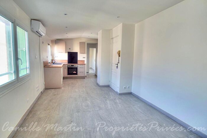 Appartement à vendre - Saint-Raphaël, Centre-ville - 3 pièces - 2 chambres