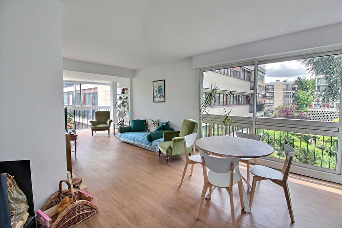 Appartement 5 pièces à vendre à Fontenay-le-Fleury, Plaine