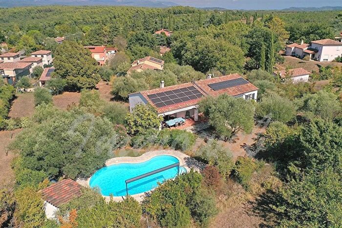 Maison à vendre - Saint-Paul-en-Forêt - 6 pièces - 4 chambres