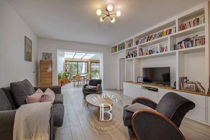 Appartement à vendre - Divonne-les-Bains - 5 pièces - 4 chambres