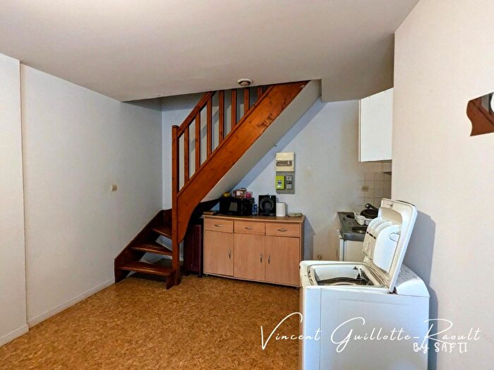 Port-Saint-Père : Appartement 2 pièces à vendre