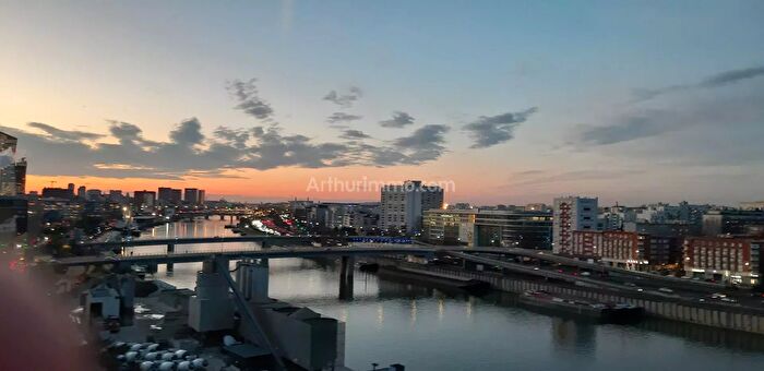 Appartement à vendre - Ivry-sur-Seine, Ivry Port - 5 pièces - 3 chambres