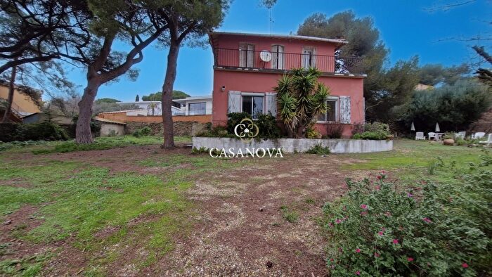 Maison à vendre - Sète, Saint-Clair - 4 pièces - 2 chambres