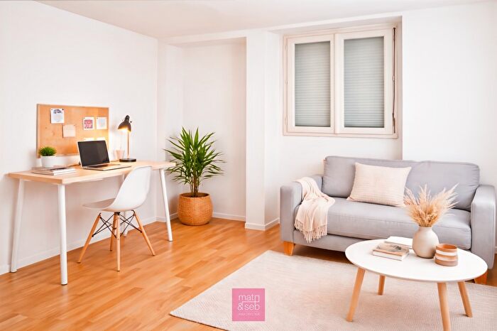 Nîmes, Carmes : Appartement 1 pièce à vendre