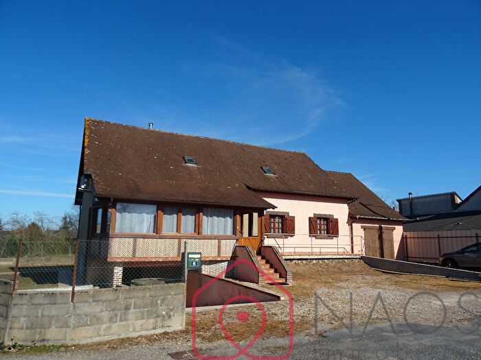 Maison à vendre - Aubigny-sur-Nère - 4 pièces - 3 chambres