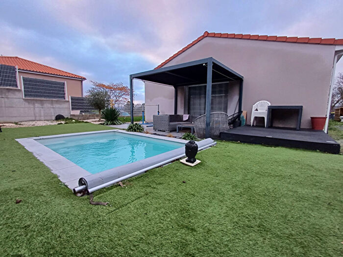 Maison à vendre - Saint-Georges-sur-Allier - 4 pièces - 3 chambres