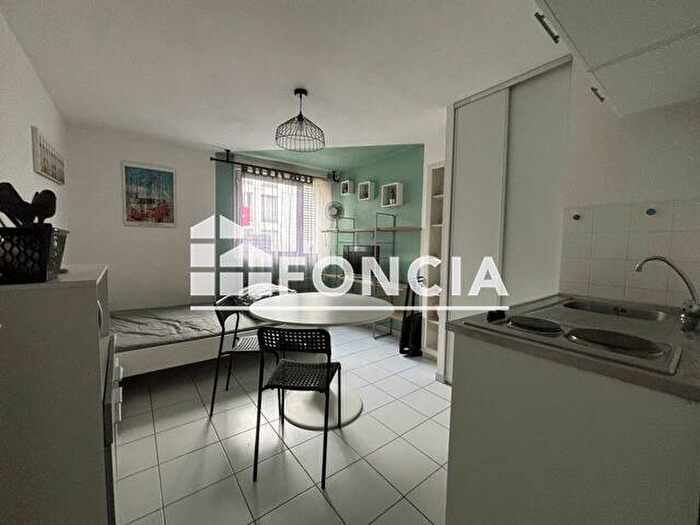 Appartement à louer - Saint Jean-Saint Genies, Avignon - 1 pièce