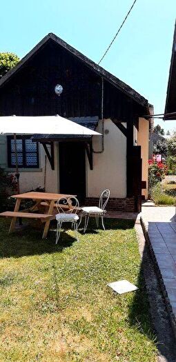 Maison 2 pièces à louer à Centre, Verneuil dAvre et dIton