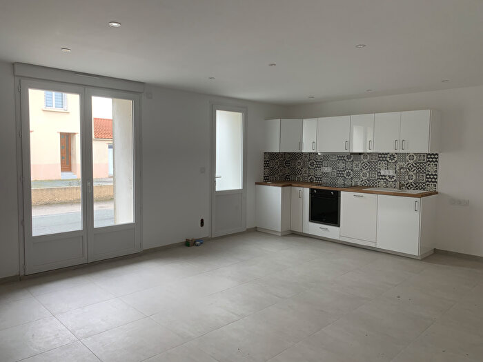 Maison 5 pièces à louer à La Copechagnière