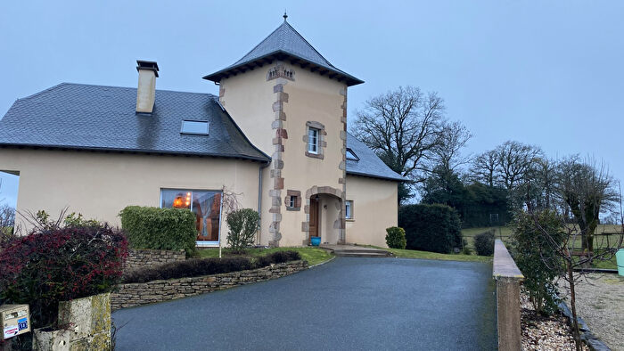 Maison à vendre - Manhac - 6 pièces - 5 chambres