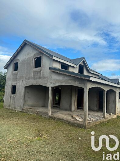 Maison à vendre - Sainte-Rose - 8 pièces - 6 chambres