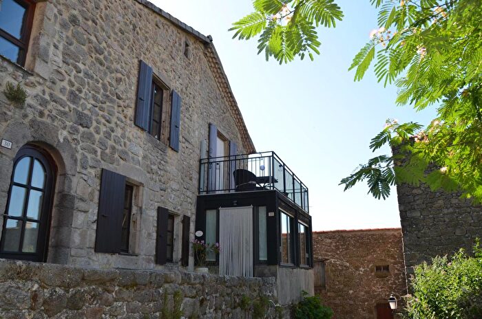 Maison à vendre - Chalencon - 3 pièces - 1 chambre