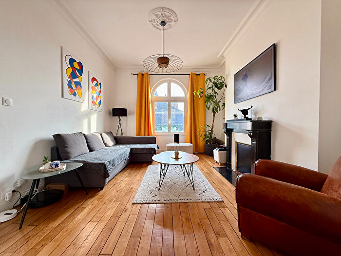 Appartement à vendre - Reims, Centre-ville - 3 pièces - 1 chambre