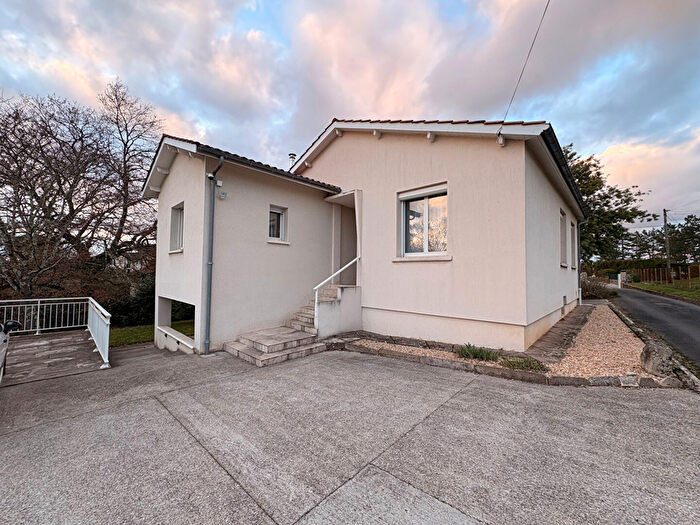 Maison à vendre - Fumel - 6 pièces - 4 chambres