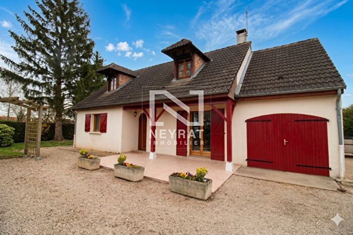 Maison à vendre - Saint-Christophe-en-Bresse - 5 pièces - 4 chambres