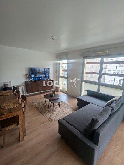 Appartement à louer - Lyon ème arrondissement - 3 pièces - 2 chambres