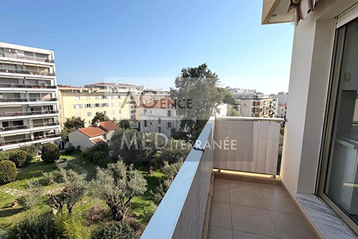 Appartement à vendre - Antibes, Juan-les-Pins, Le Cap - 1 pièce