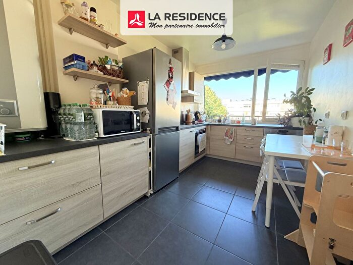 Appartement 3 pièces à Vélizy-Villacoublay, Le Mail, à vendre