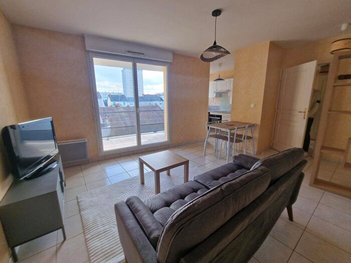 Appartement à louer - Centre, Saint-Pierre-des-Corps - 2 pièces - 1 chambre