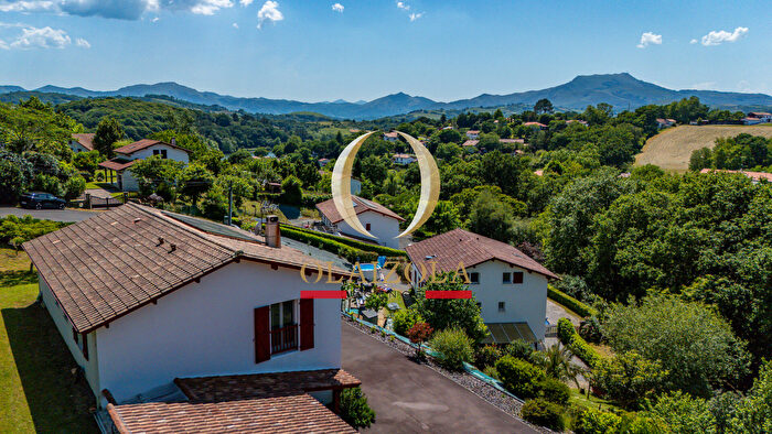 Saint-Pée-sur-Nivelle - Maison 6 pièces à vendre