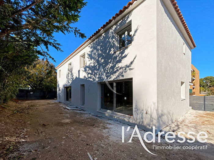 Maison à vendre - Aubagne, Longuillar, Perussone, Charrel - 4 pièces - 3 chambres