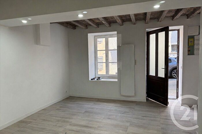 Maison à louer - Saint-Symphorien-dOzon - 5 pièces - 4 chambres