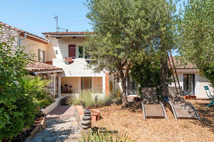 Alès, Centre-ville : Maison 4 pièces à vendre