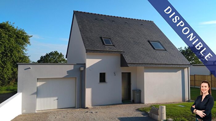 Maison à louer - Ergué-Gabéric - 5 pièces - 4 chambres