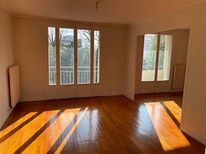 Appartement à louer - Saint Irénée, Lyon ème arrondissement - 3 pièces - 2 chambres