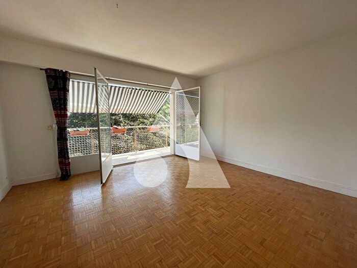 Appartement à louer - Centre Ville-Cathédrale, Évreux - 3 pièces - 2 chambres