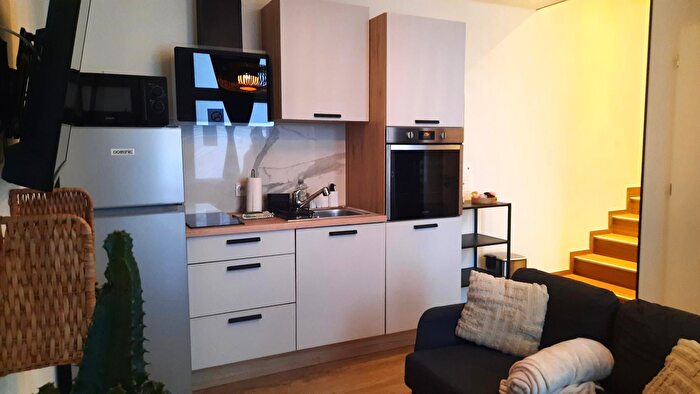 Appartement à louer - Albertville, Centre-ville - 2 pièces - 1 chambre