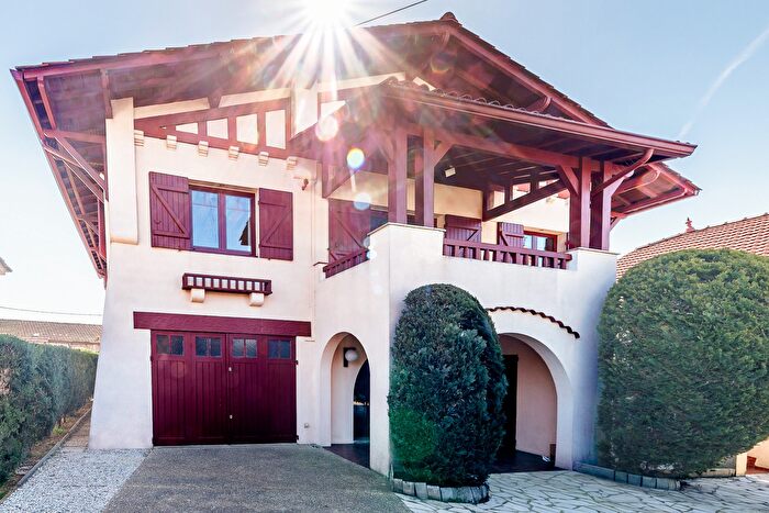 Maison à vendre - Talence, Fauvettes, Peylanne, Plume - 8 pièces - 4 chambres