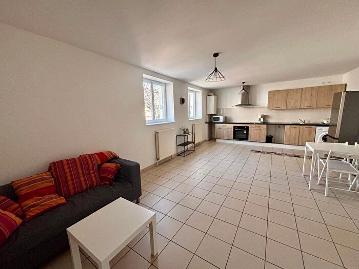 Appartement à louer - Badouillère-Saint Roch-Valbenoîte, Saint-Étienne - 4 pièces - 3 chambres