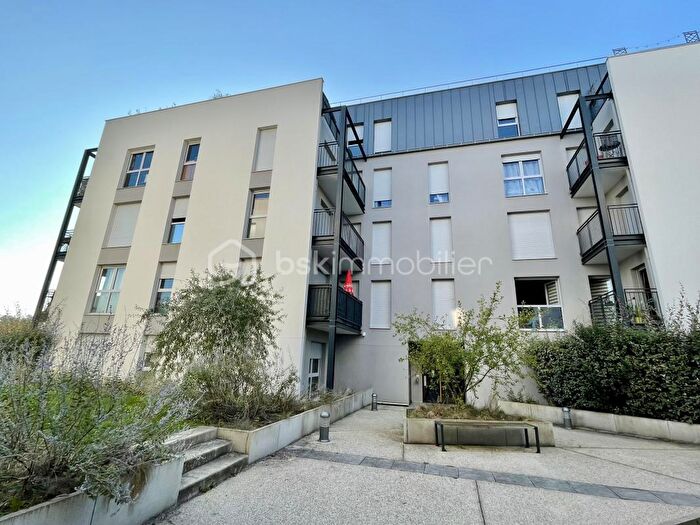 Appartement à vendre - Melun, Rive de Seine, Sud - 3 pièces - 2 chambres