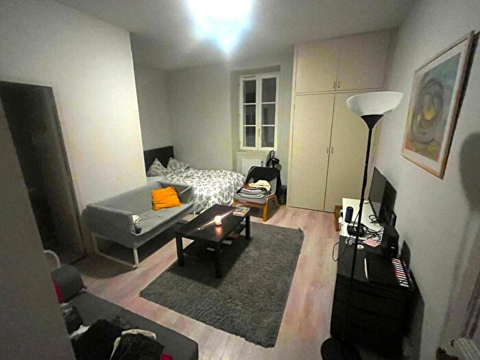 Appartement à louer - Centre-Halles Carnot, Limoges - 2 pièces - 1 chambre