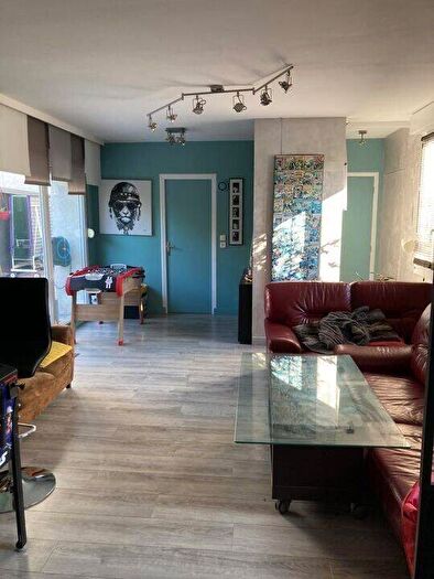 Appartement à louer - Barbâtre-Saint Remy-Verrerie, Reims - 1 pièce