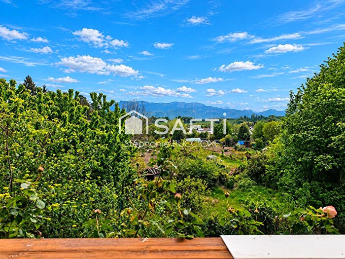 Maison 5 pièces à Rives, à vendre
