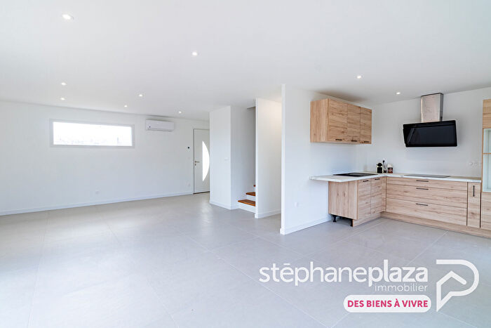 Maison à vendre - Attignat - 5 pièces - 3 chambres