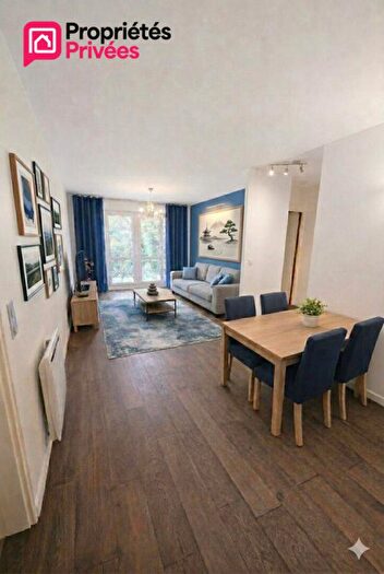 Noisy-le-Grand, Centre-ville : Appartement 3 pièces à vendre