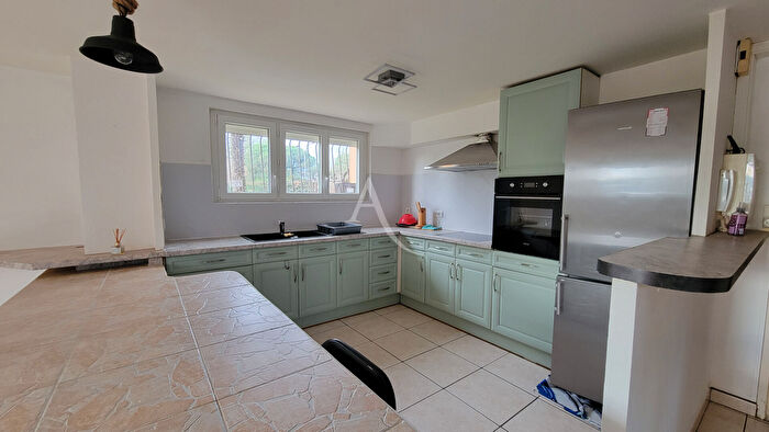 Appartement à vendre - Pau, Le Hameau - 2 pièces - 1 chambre