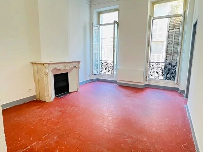 Appartement à louer - Marseille er , Chapitre - 2 pièces - 1 chambre