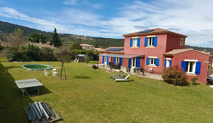 Maison à vendre - Vaison-la-Romaine - 5 pièces - 3 chambres