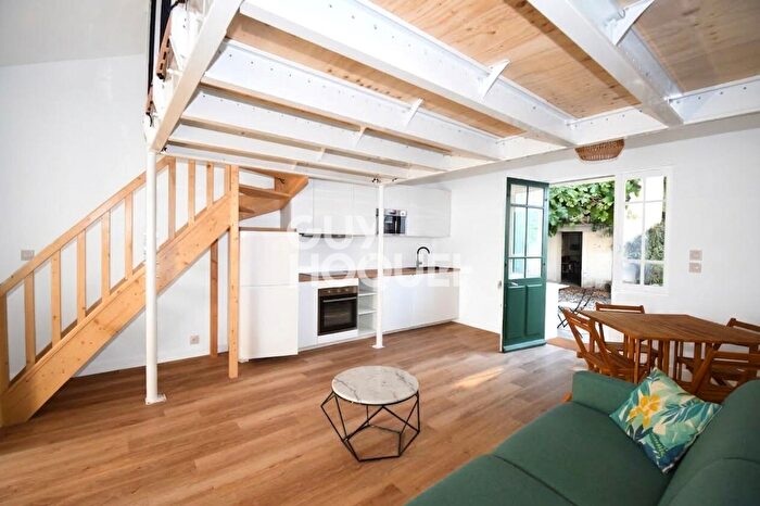 Saint-Georges-d'Oléron, Saint-Georges-d'Oléron, Chéray, Sauzelle : Maison 2 pièces à vendre