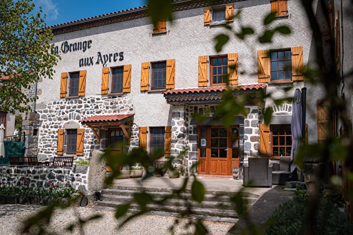 Maison à vendre - Olloix - 20 pièces - 12 chambres