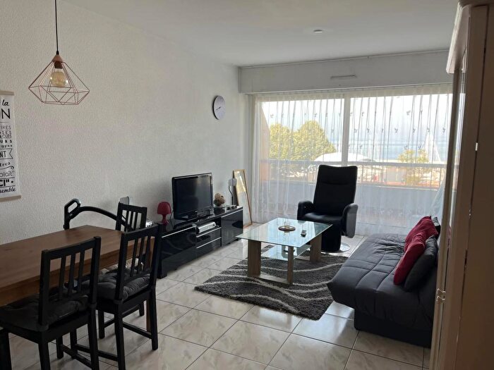 Appartement à louer - Évian-les-Bains - 2 pièces - 1 chambre